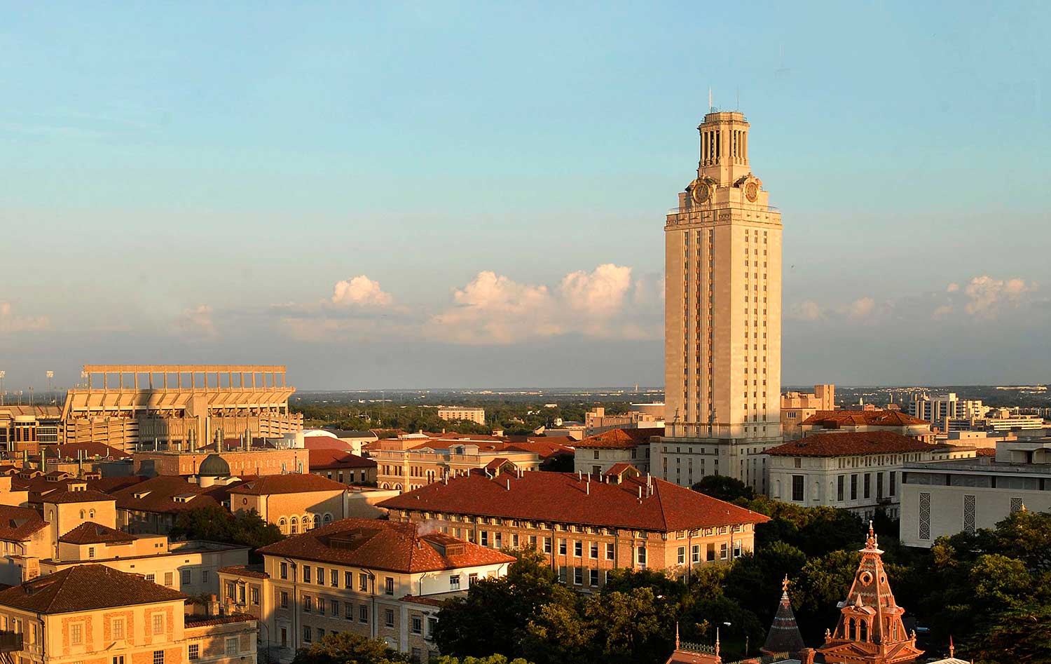 University of Texas cooperates with UAE on space topics - SpaceWatch.GLOBAL