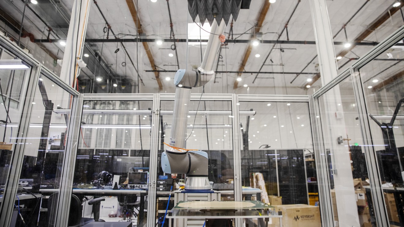 Amazon launches low-cost customer terminal for Kuiper - SpaceWatch.Global