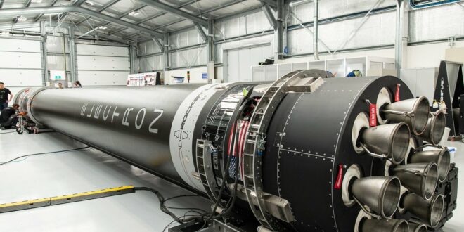 Rocket Lab launches six payloads and tests Photon - SpaceWatch.Global