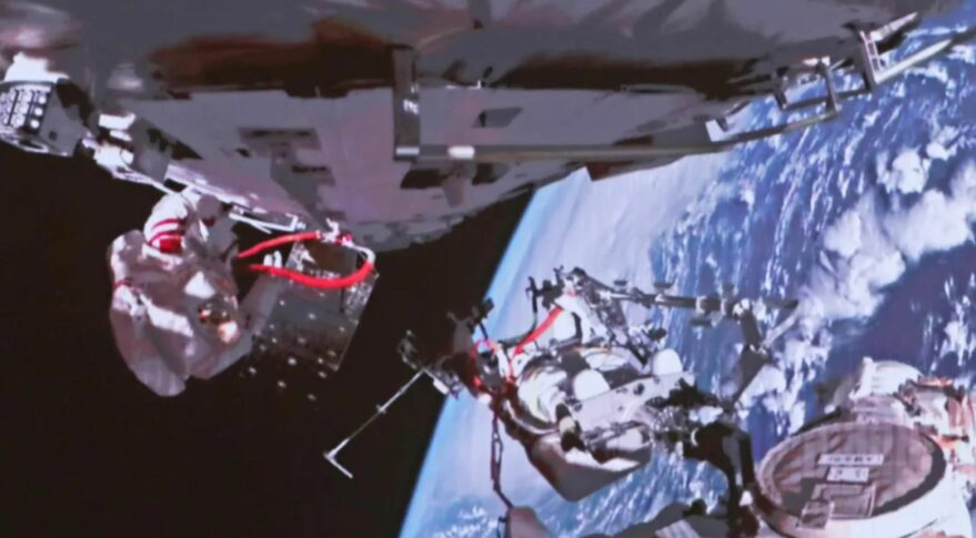 Chinese astronauts complete six-hour spacewalk - SpaceWatch.GLOBAL