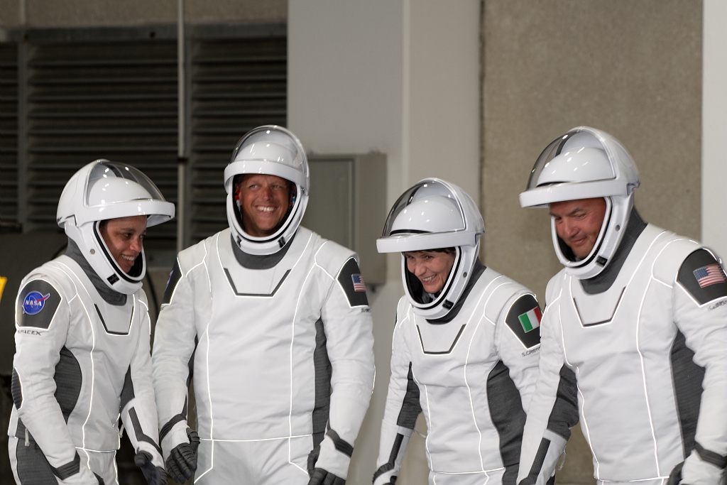 Minerva mission begins aboard ISS as Crew-4 arrives - SpaceWatch.Global