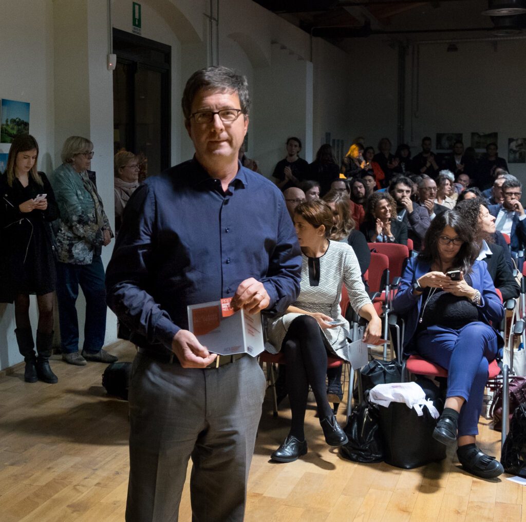 Space Café Radio - on tour in Bonn - with Robert Meisner - SpaceWatch ...