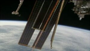 Redwire Wins Blue Origin Contract to Develop ROSA Wings